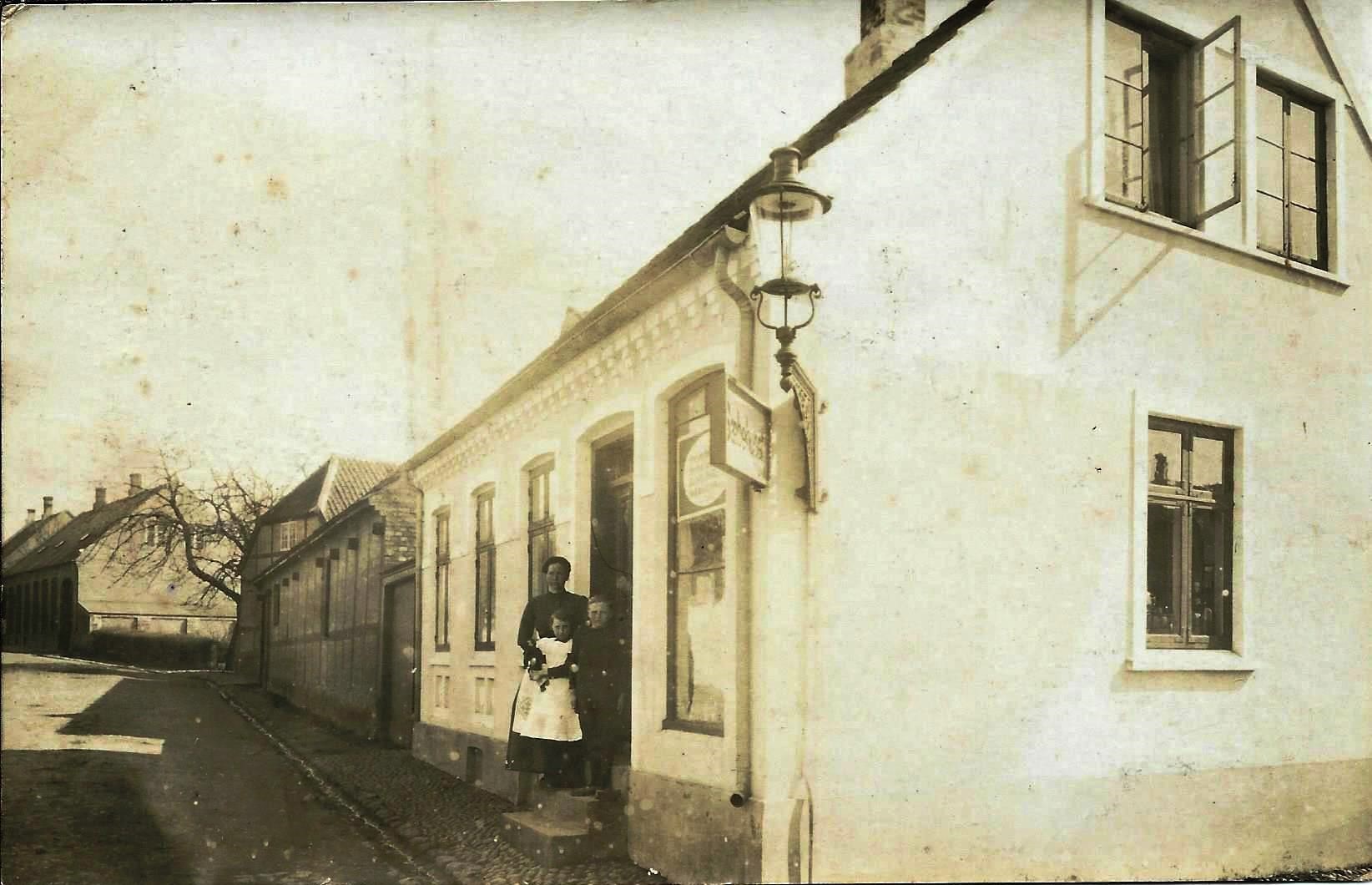 Familien Reuss | Hasle-Egnens Lokalhistorie & Filmværksted